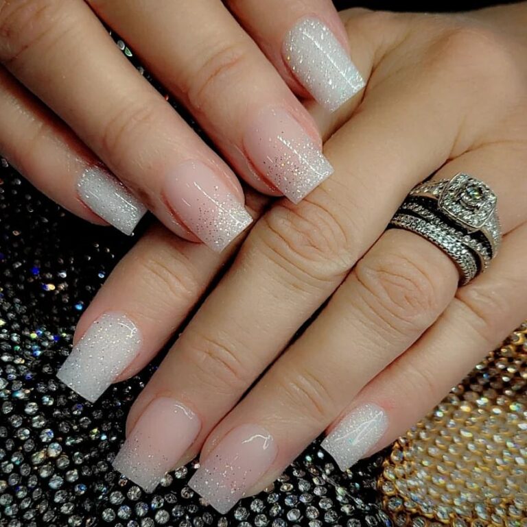 40 Cute 2024 Graduation Nail Designs And Ideas - Tasiahub