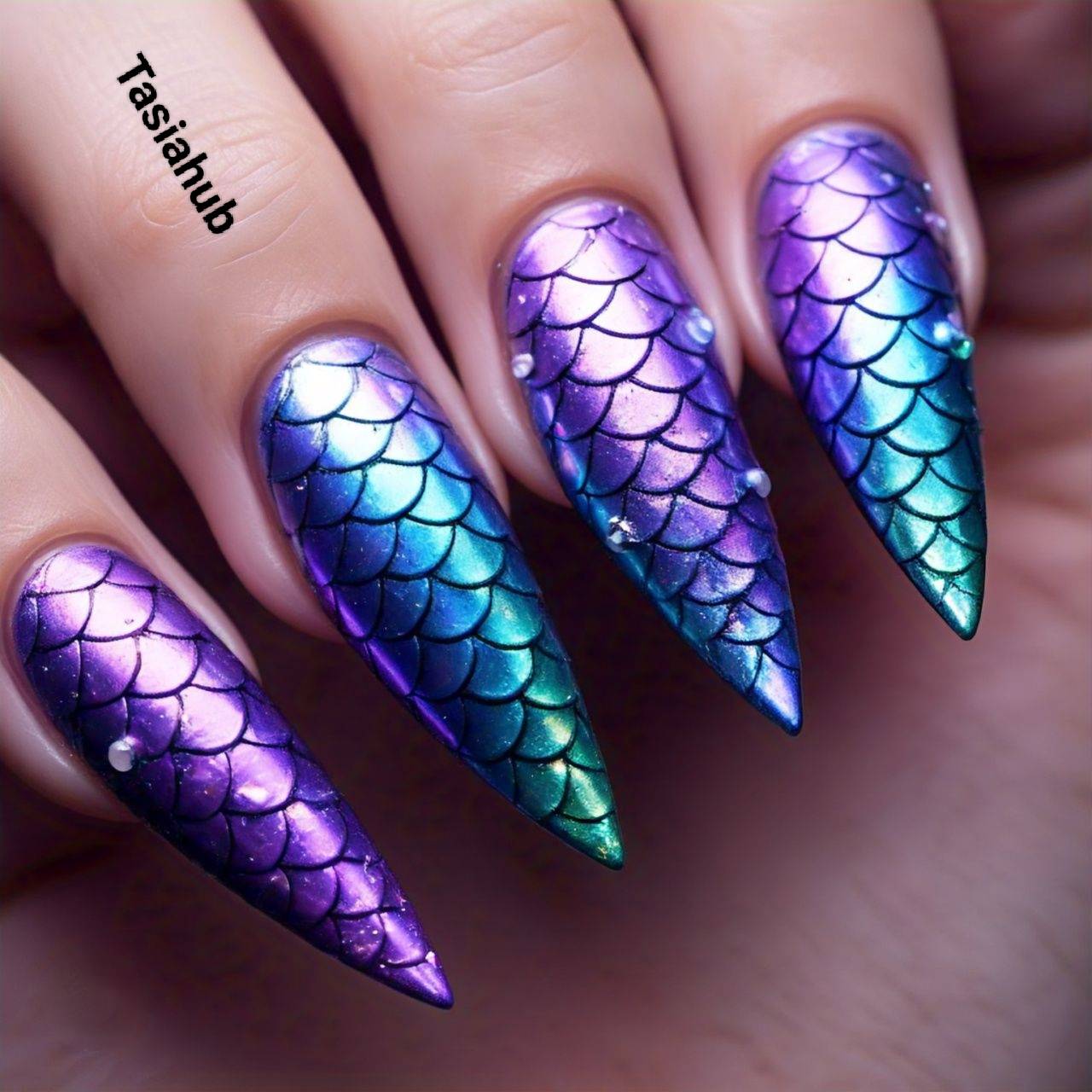 40 Elegant Sea Inspired Nails You Need To Recreate - Tasiahub