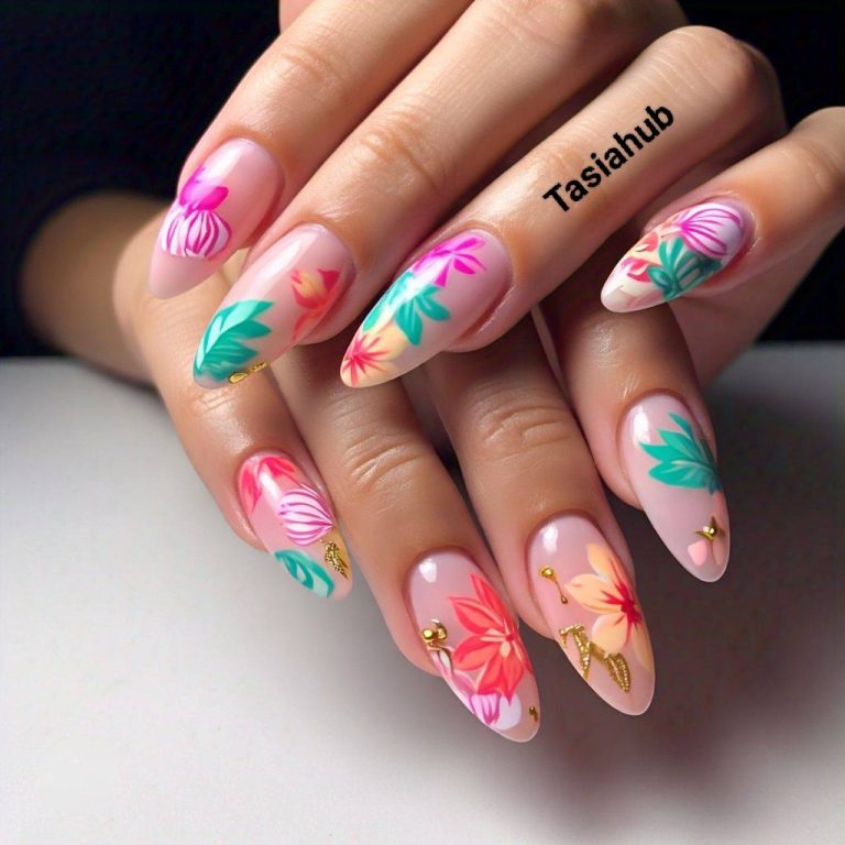 40 Elegant Sea Inspired Nails You Need To Recreate - Tasiahub